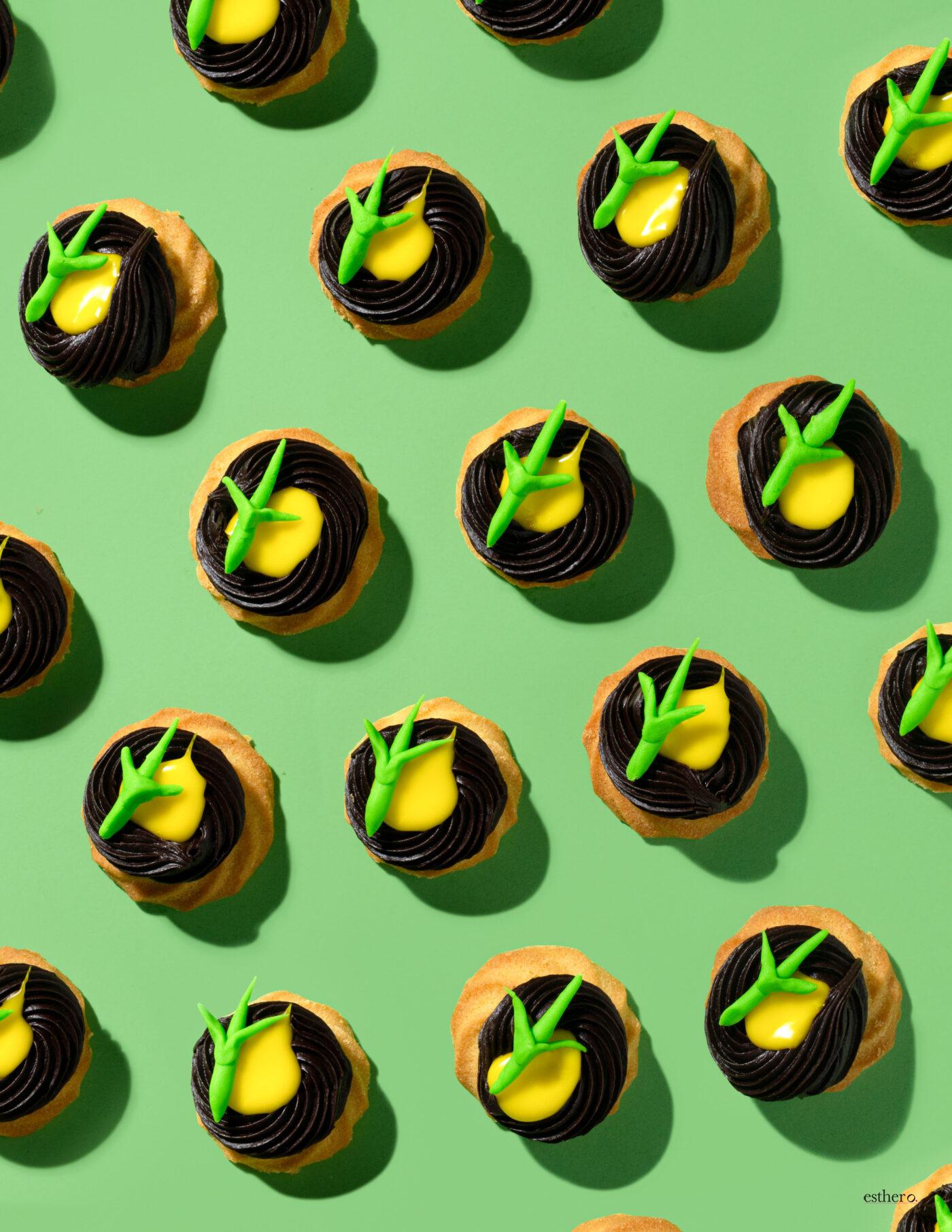 Easy No-Bake Lulav and Esrog Cookies | EstherO Design